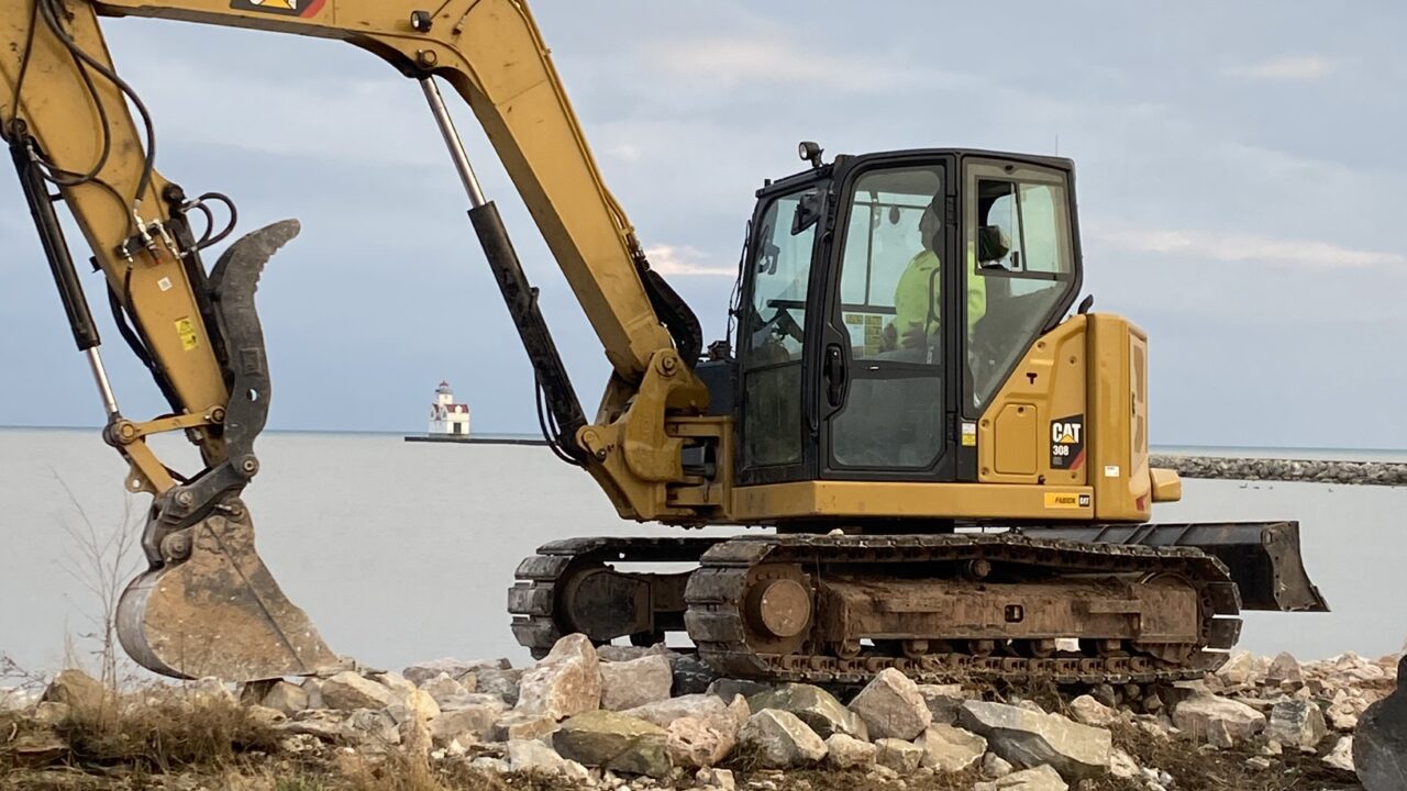 Excavating, Grading, Leveling | Matts Services